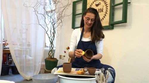 Výuka modelování, točení na kruhu a kurzy keramiky - Lenka Vybíralová ...
